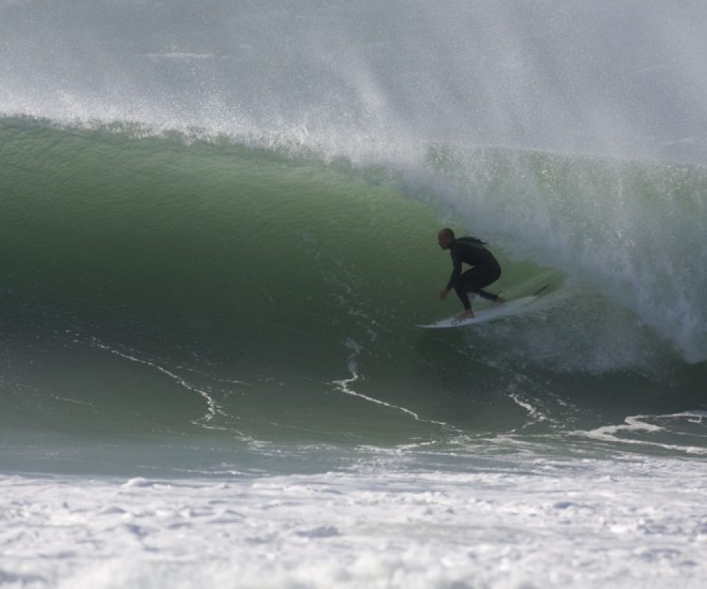 Why is JBay so Perfect? Mechanics of Jeffreys Bay