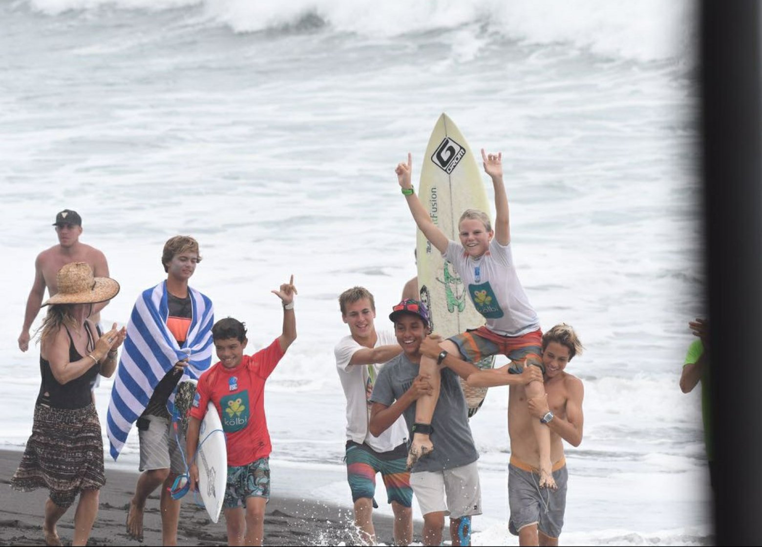 Jason Torres logró el bicampeonato tico de surf