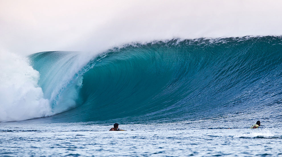 Spot Check: G-Land Surfing Guide [with HD Photos and Video]