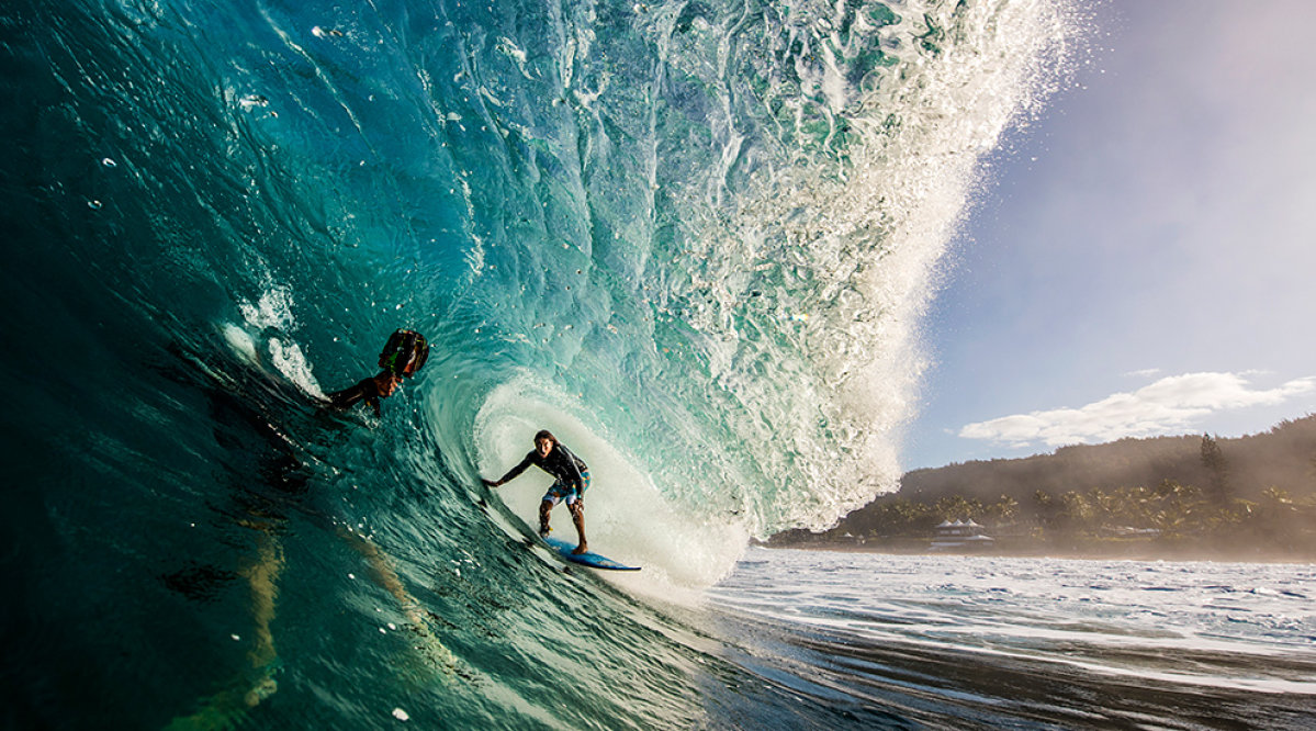 Spot Check: Off-the-Wall Surfing Guide [with HD Photos and Video]