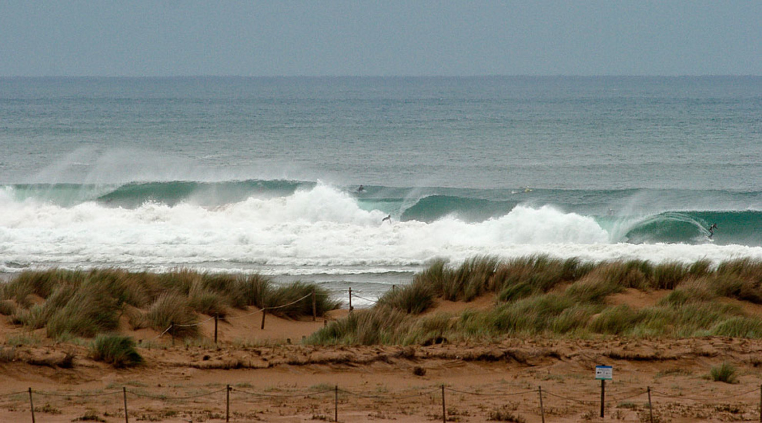 Spot Check: Mundaka Surfing Guide [with HD Photos and Video]