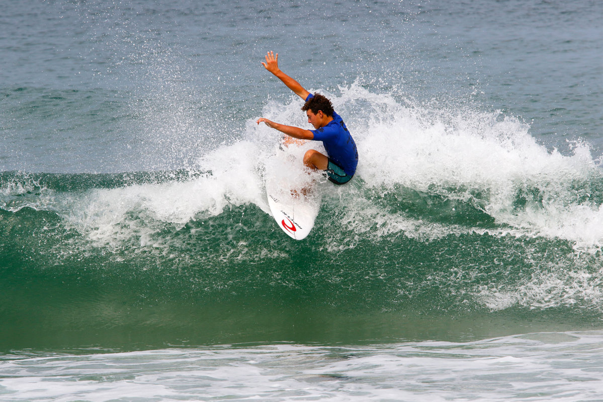 Outer Banks Sees Fun Surf for Final Regional Rip Curl Gromsearch