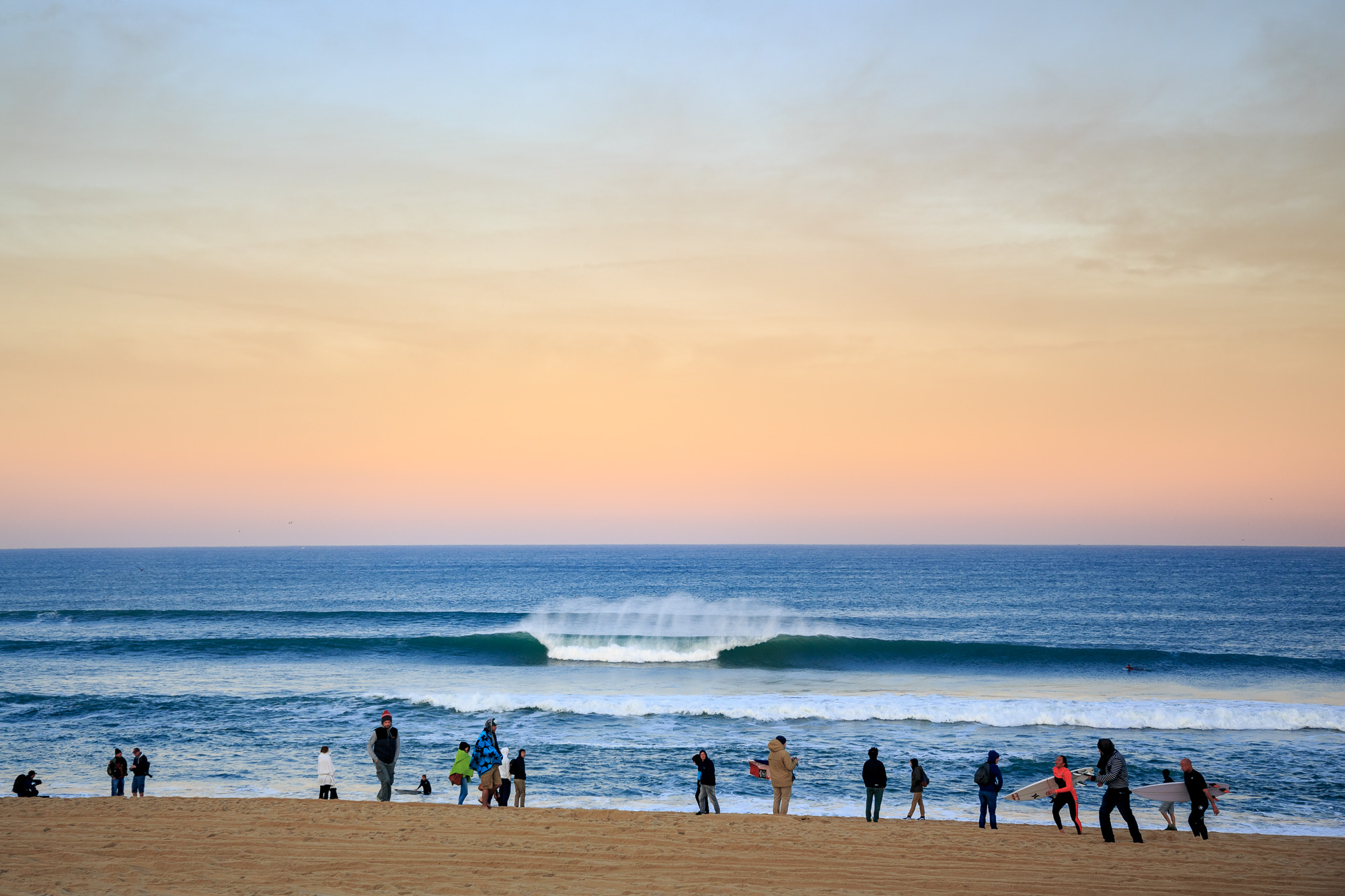 Mechanics of Hossegor, France -- How One of Europe's Top Beachbreaks ...