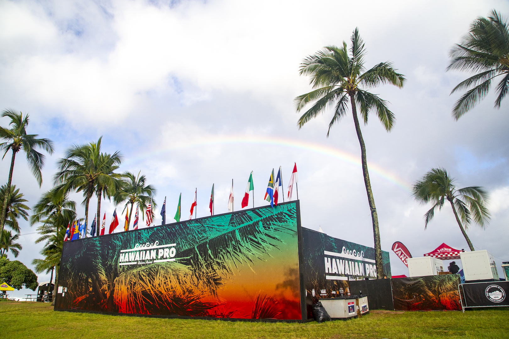 Joel Parkinson Wins Hawaiian Pro