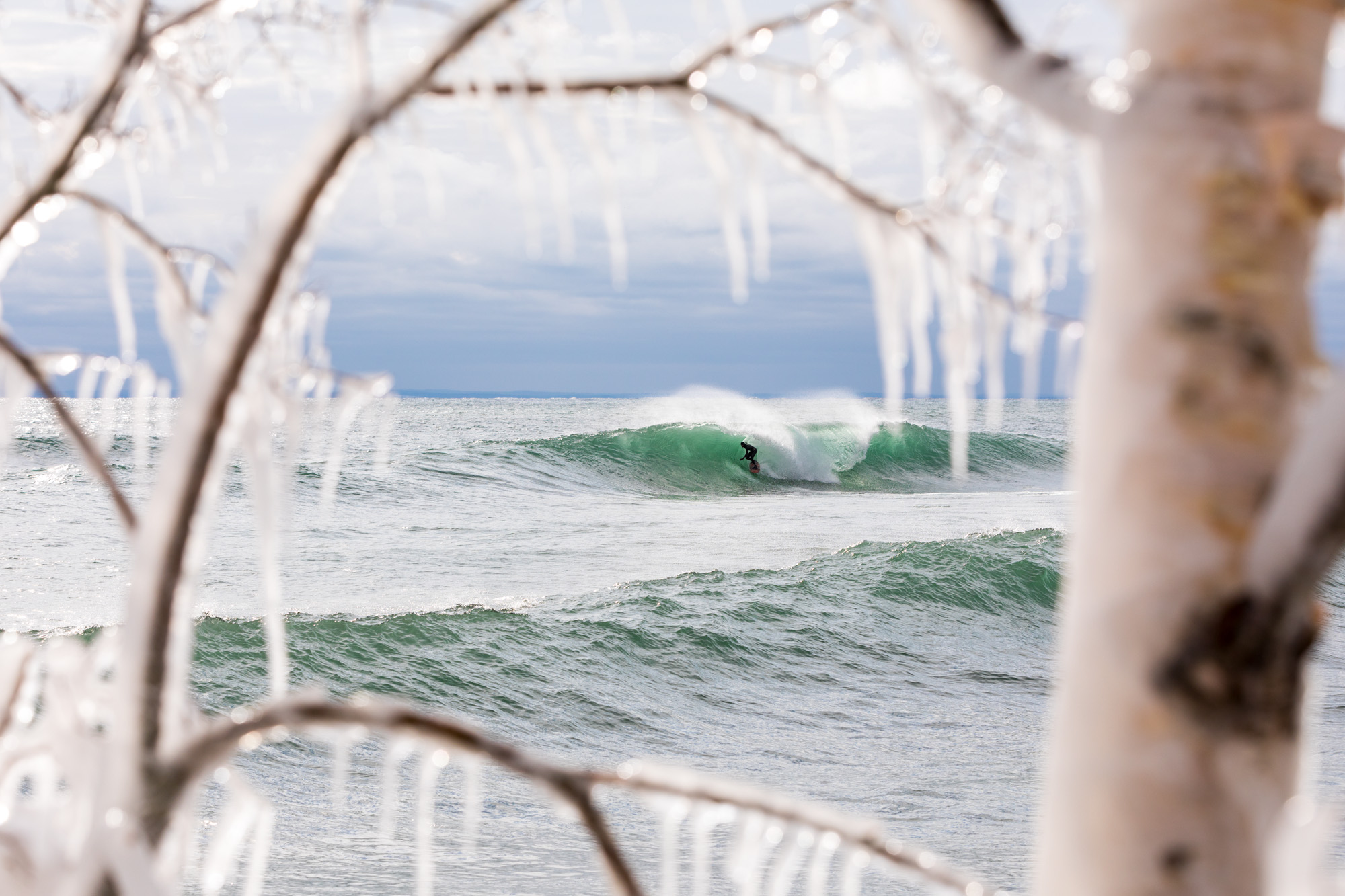 Perfect Blizzard Surf in the Great Lakes, with Dylan Graves - Surfline