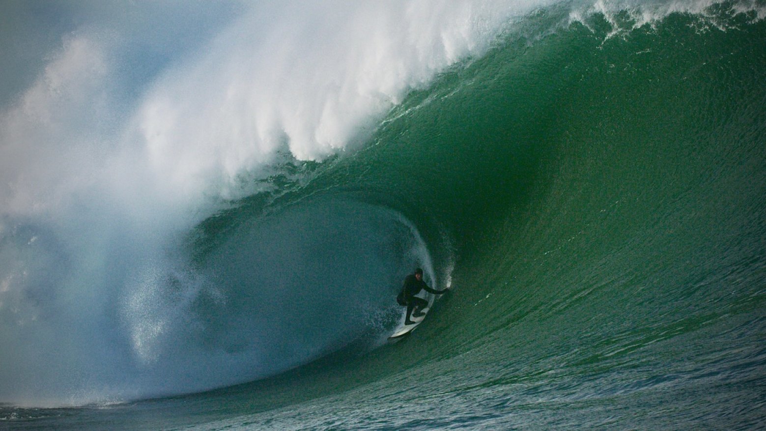 Wave of the Day: Tom Lowe's XL Irish Slab