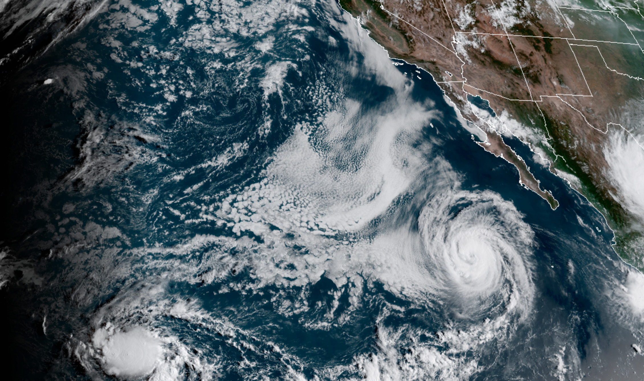Hurricane Juliette Weakening Well West of Southern Baja