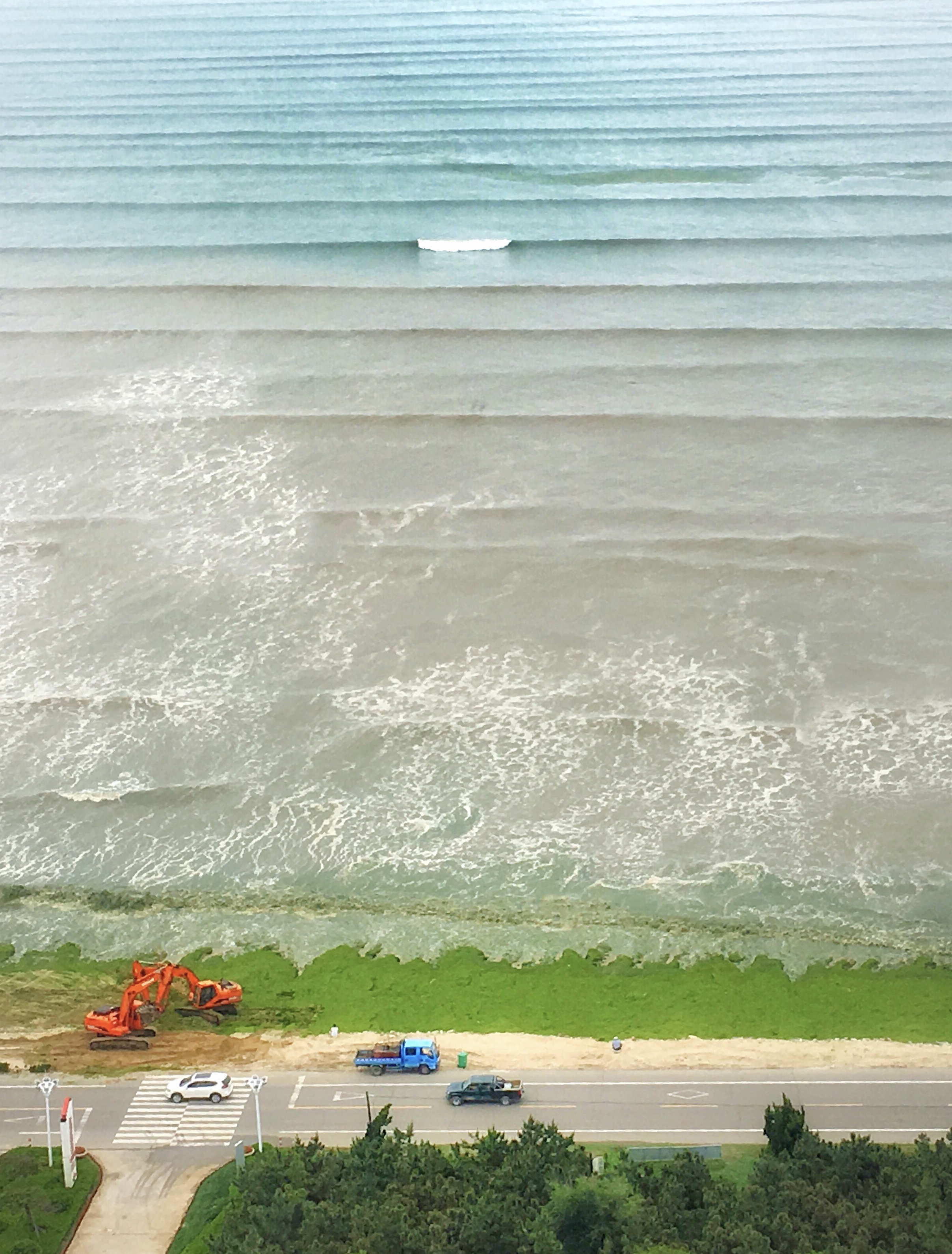 Surfing in China: Everything You Need to Know