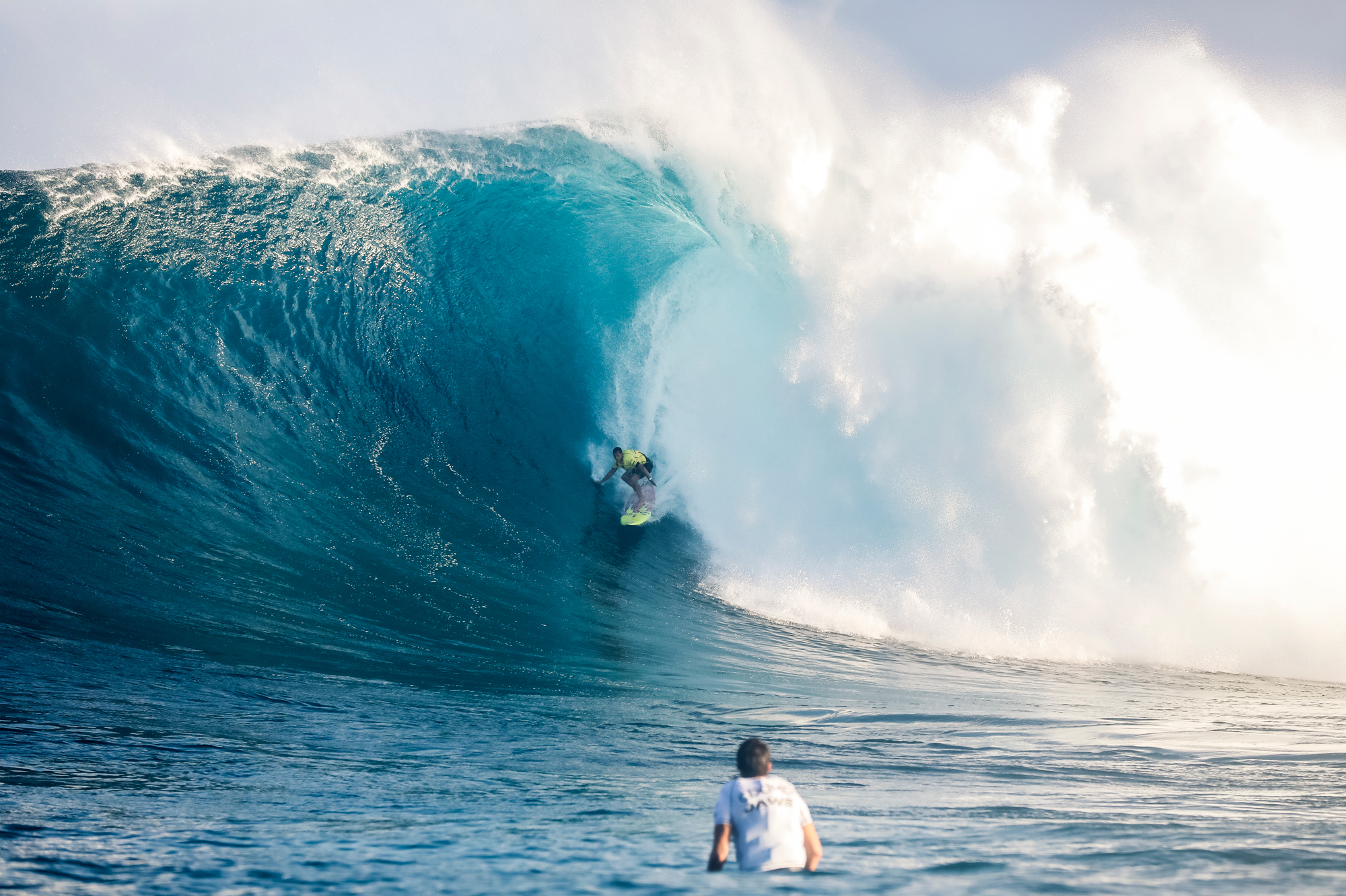 Biggest North Pacific Swell Since Dec '19 On the Way to Jaws, Waimea