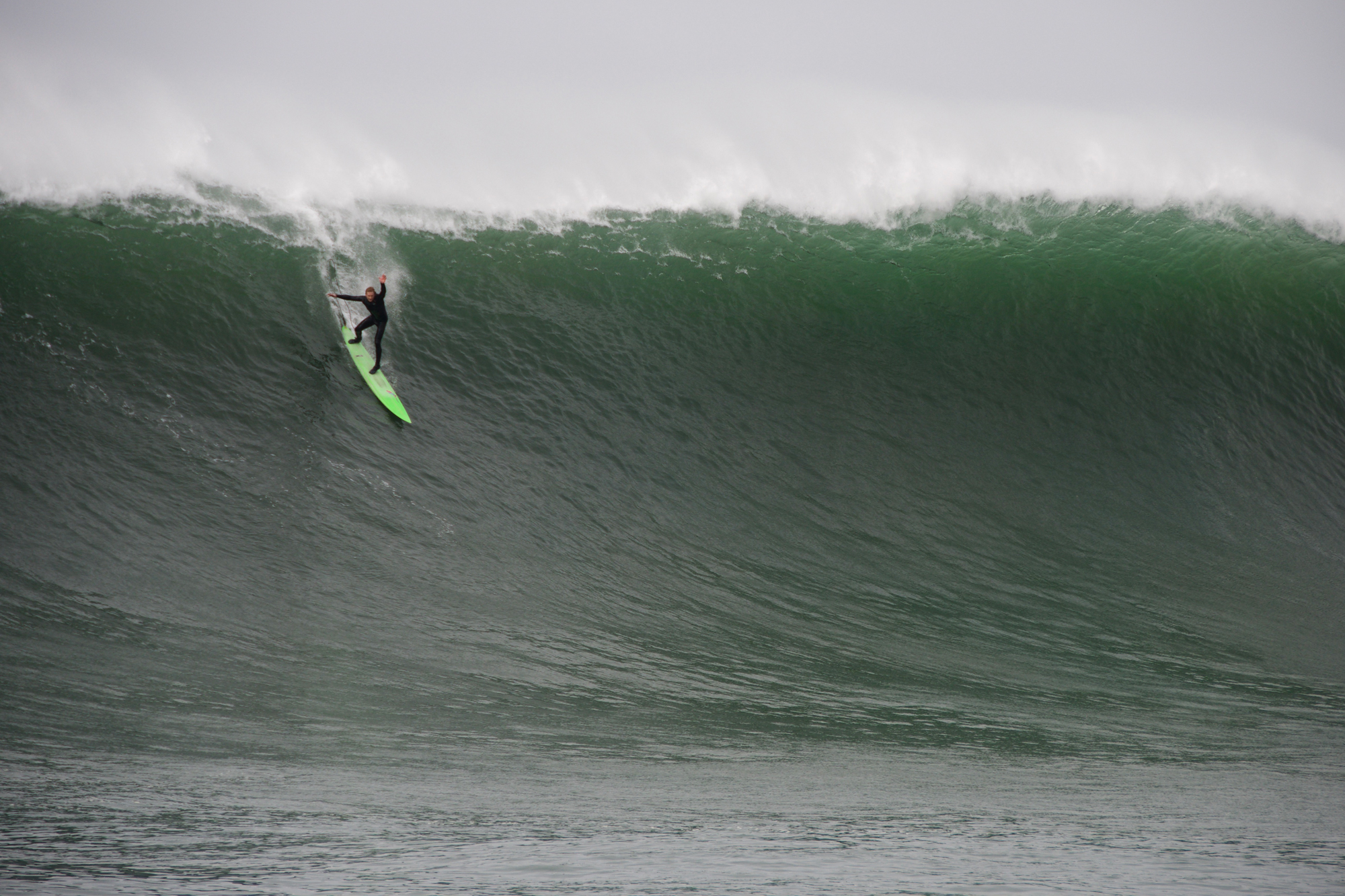 Maverick's Surf Report: Good, Big Friday at Maverick's - First Big ...