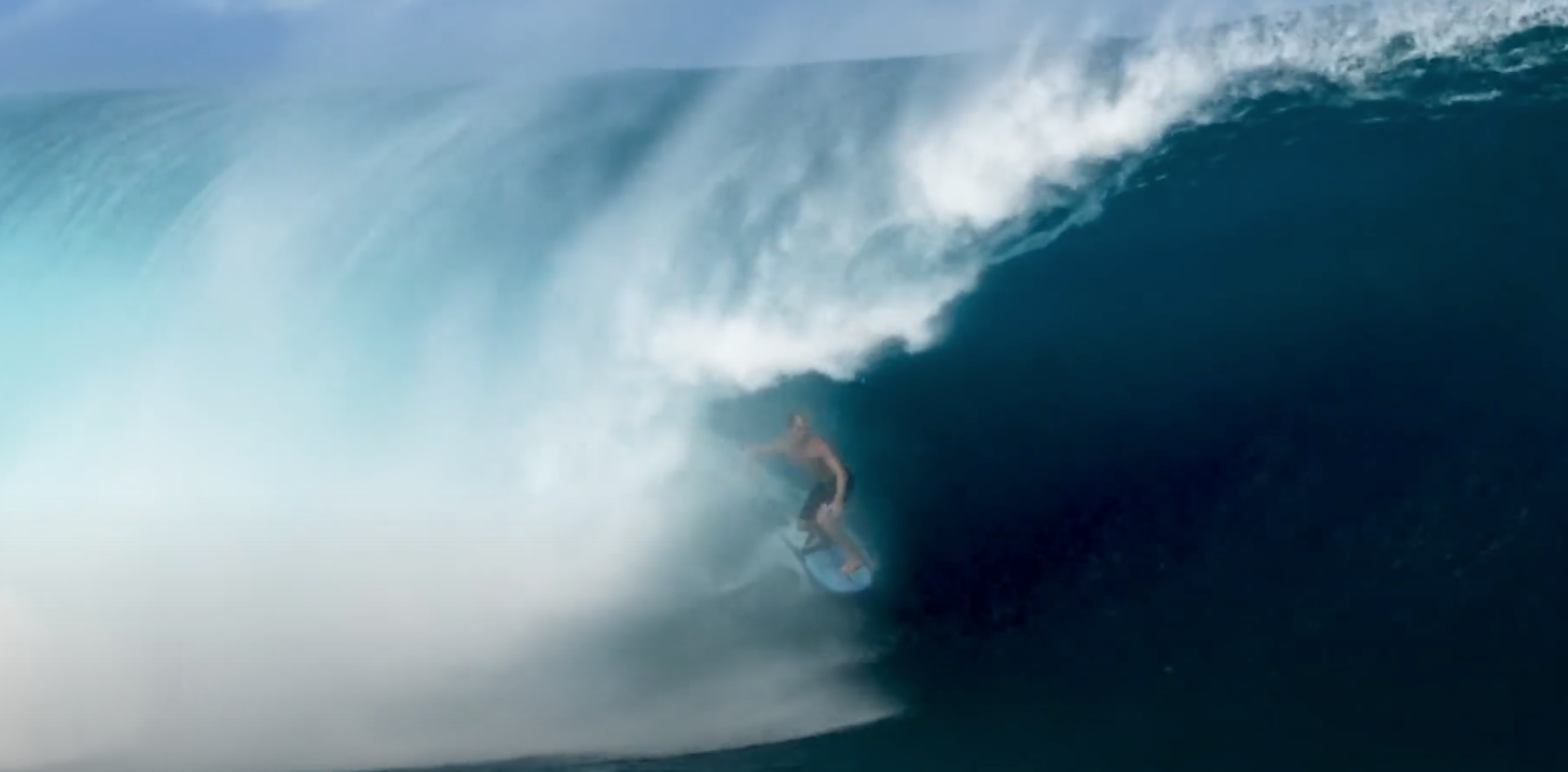 This Is the Best Backhand Tuberiding You'll See This Year