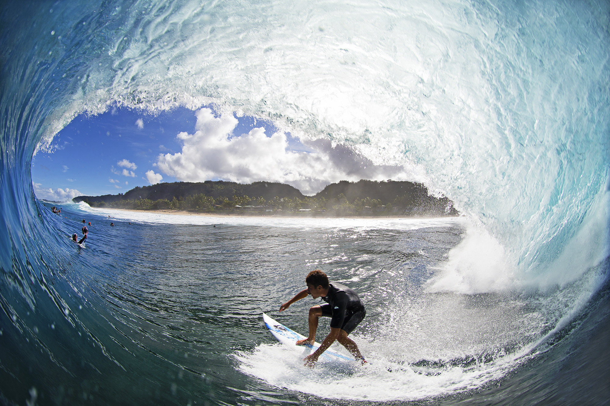 North Shore Experts Bet on This Year’s O'Neill Wave of the Winter Winner