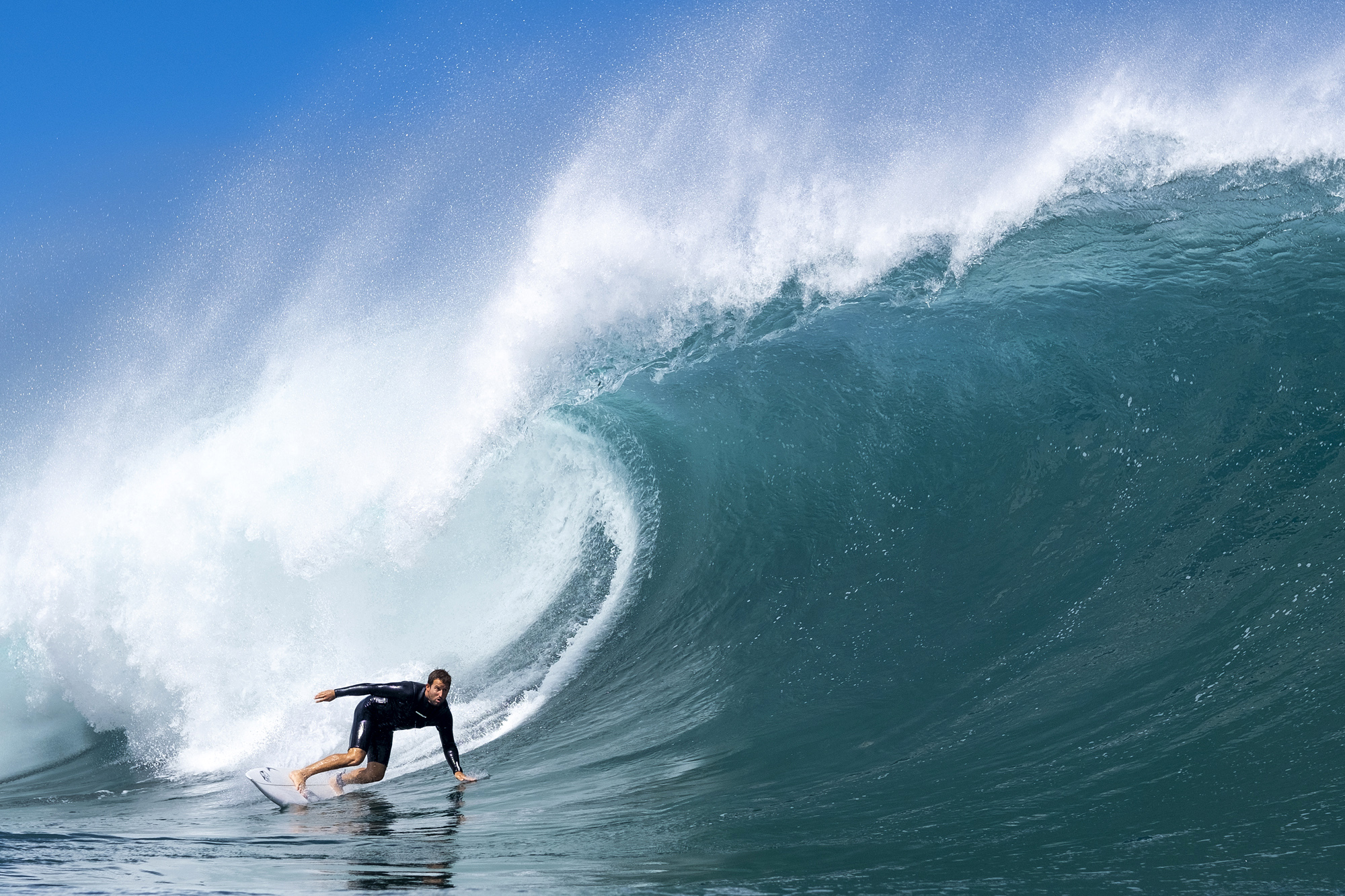 Merry-Go-Round of Swell Keeps Hawaii Amused With Surf