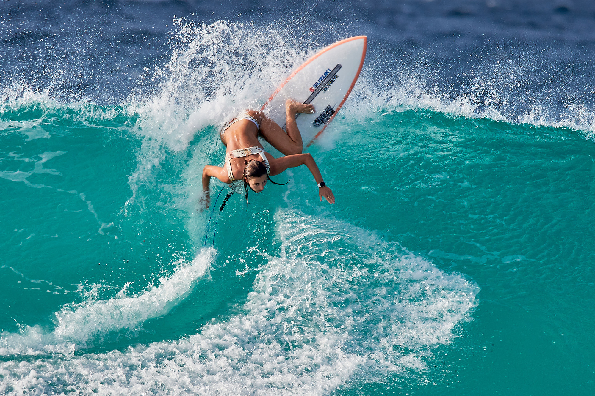 How to Take the Cheapest Surf Trip Ever