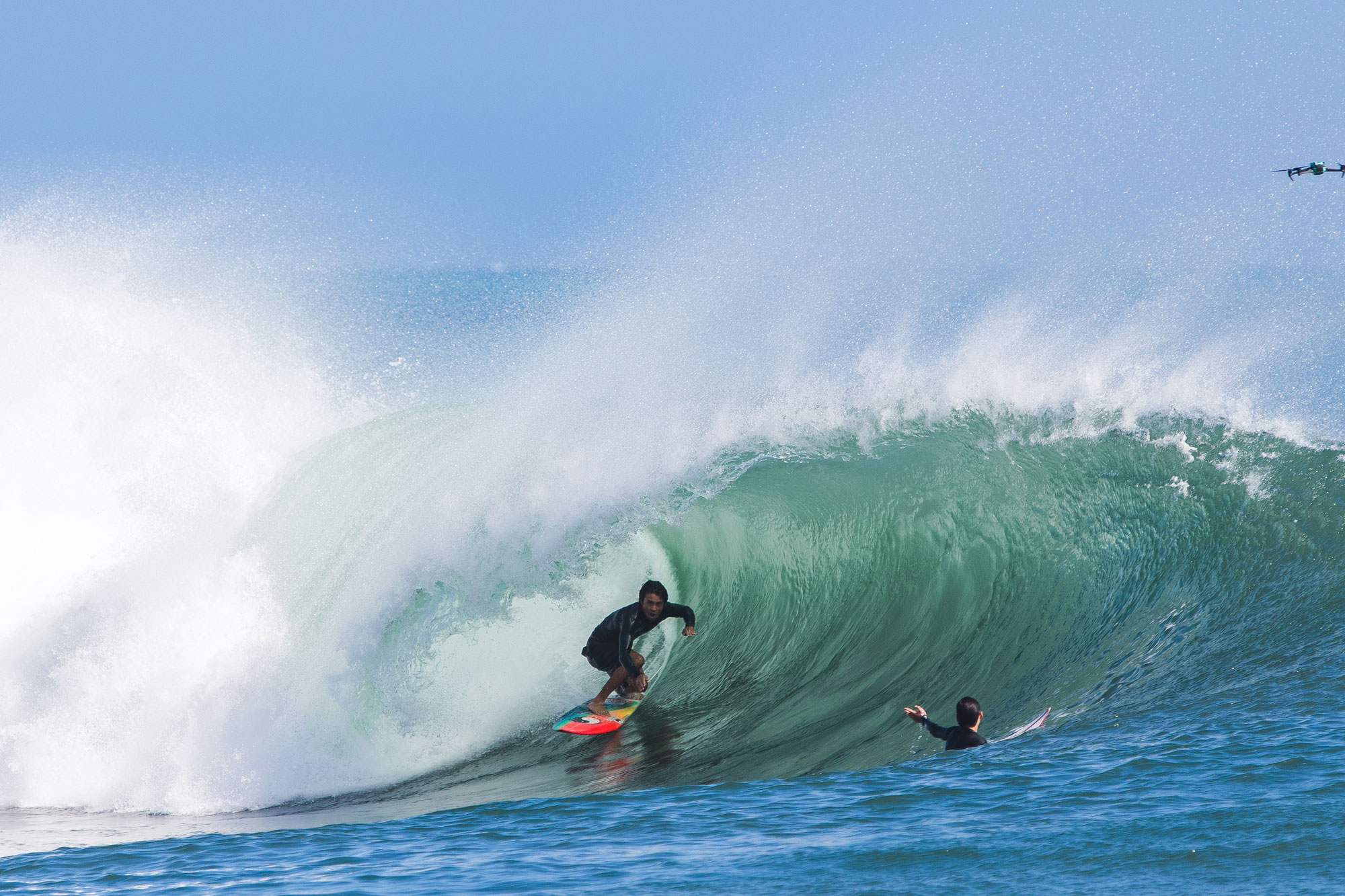 Oahu's North Shore: "Goodbye, Winter!"; South Shore: "Hello Summer!"