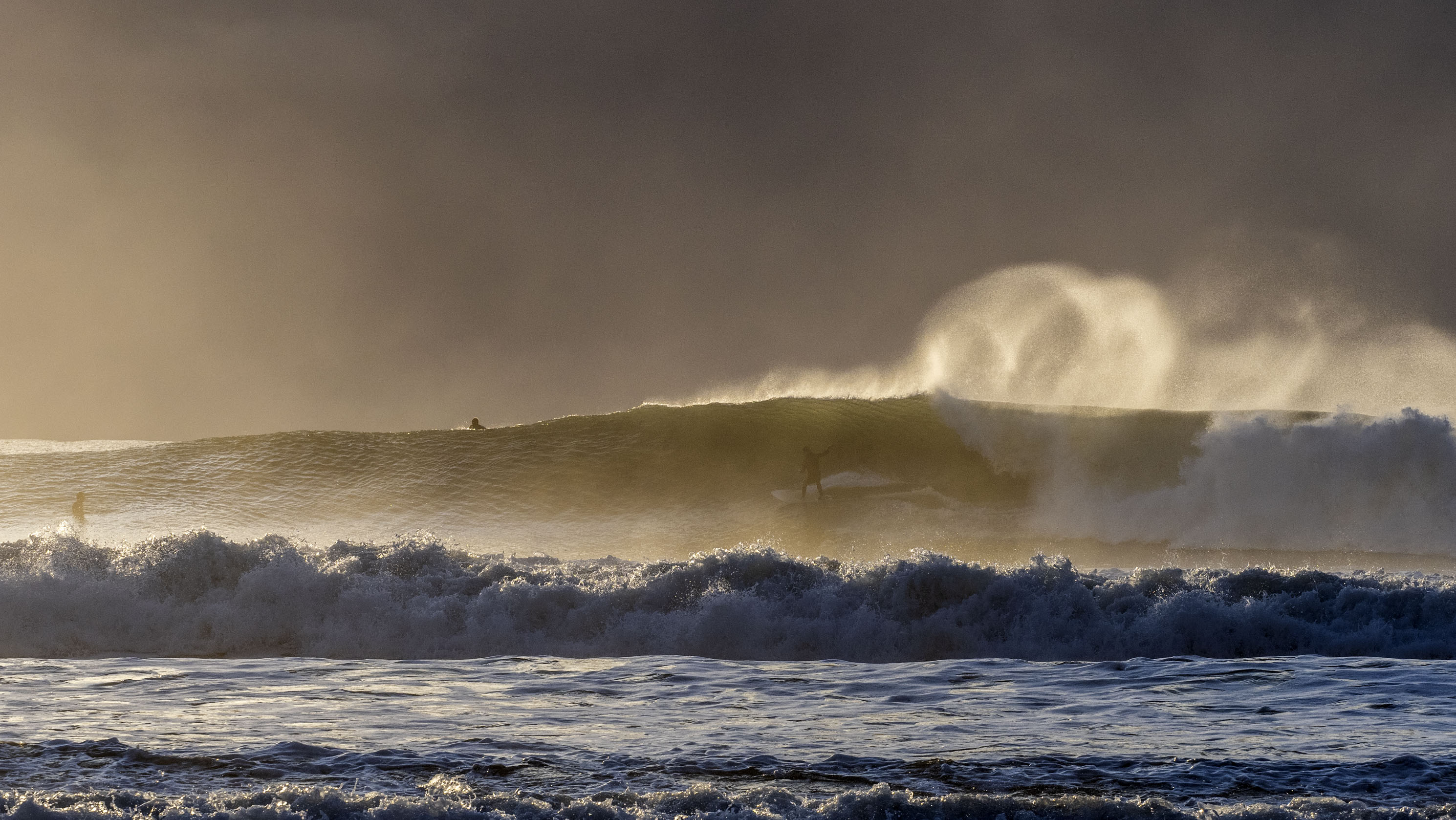 Finally, A Swell Does The Job at Bells and Beyond