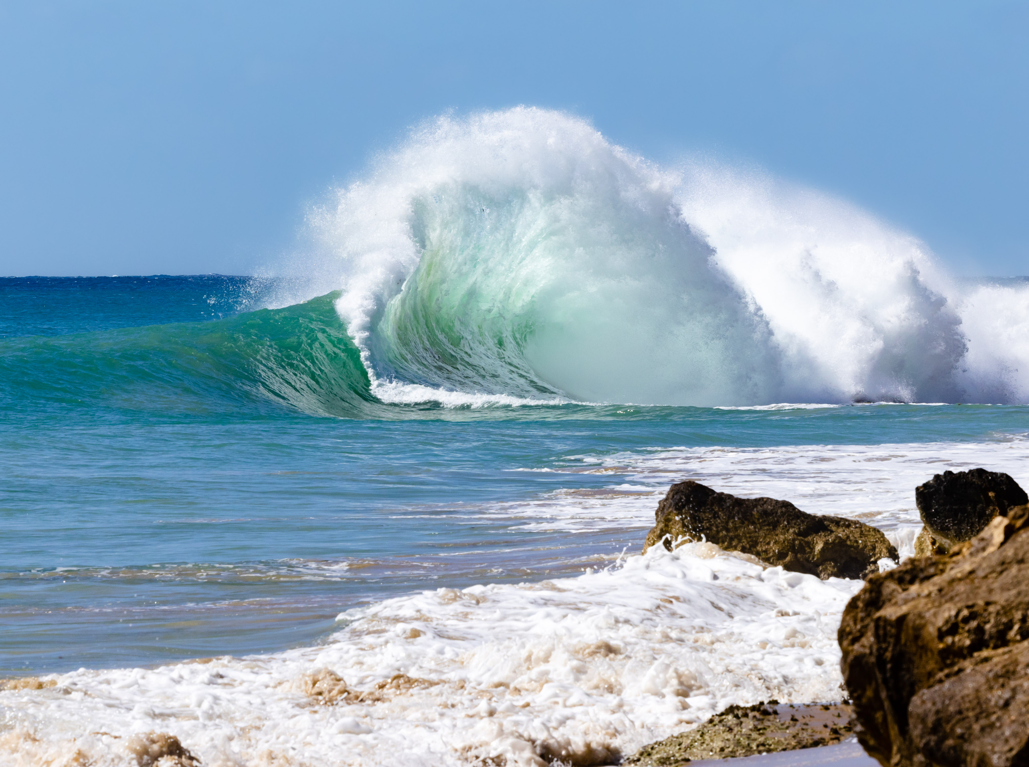 Pumping Surf Returns to the Caribbean