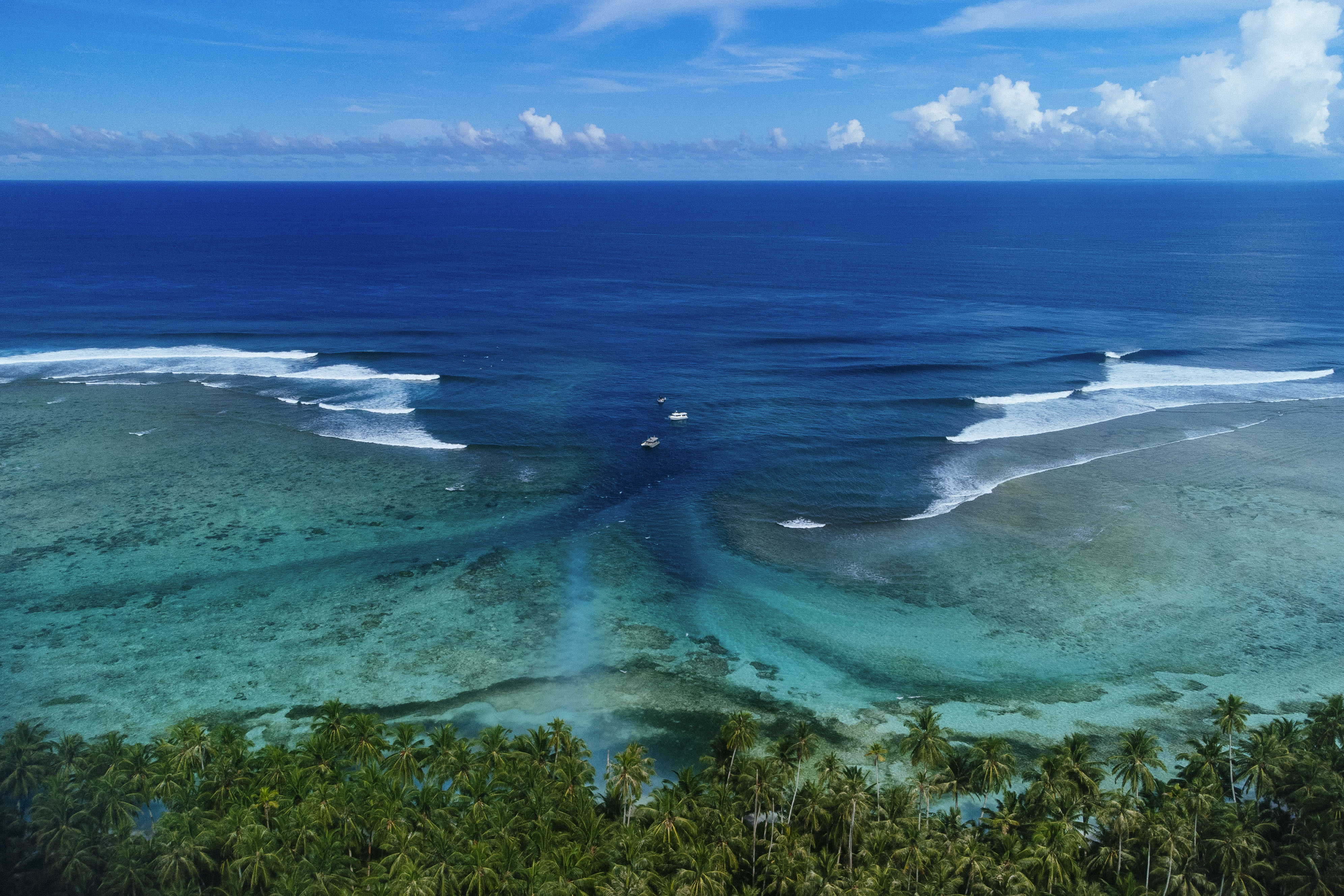 The Shiny Season: Pretty Days In Telo