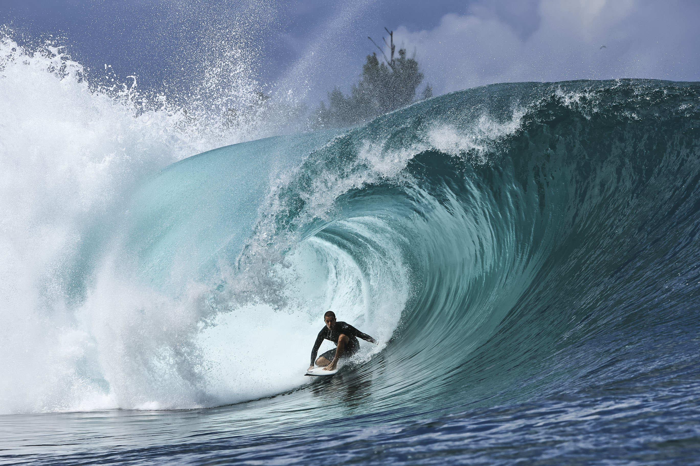 Indo Overhead: On A Boat In The Season’s Best Swell