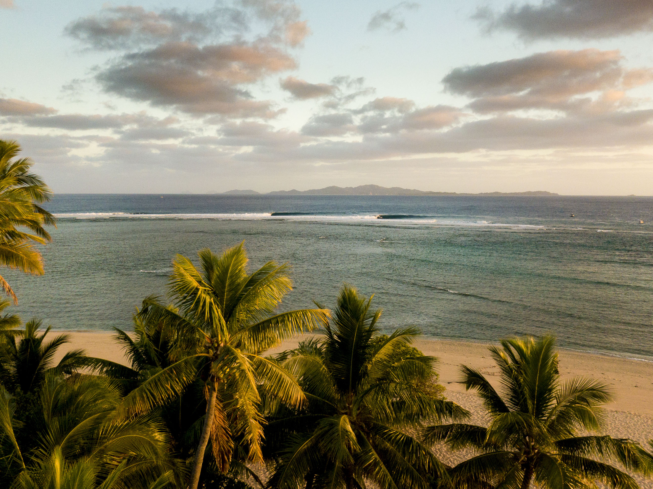 Fiji: Postcards From Cloudbreak