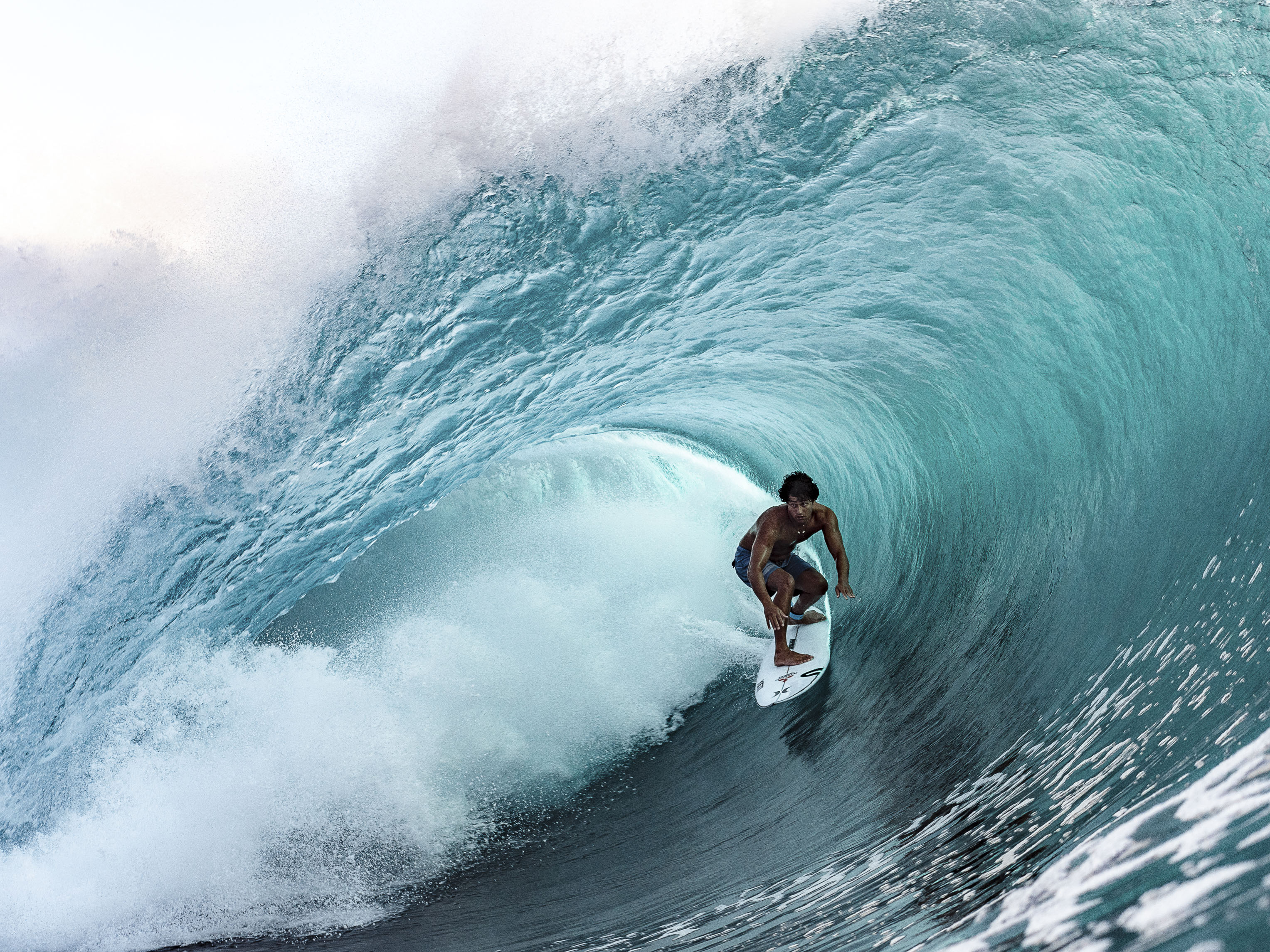The Standard: How To Wire Teahupoo